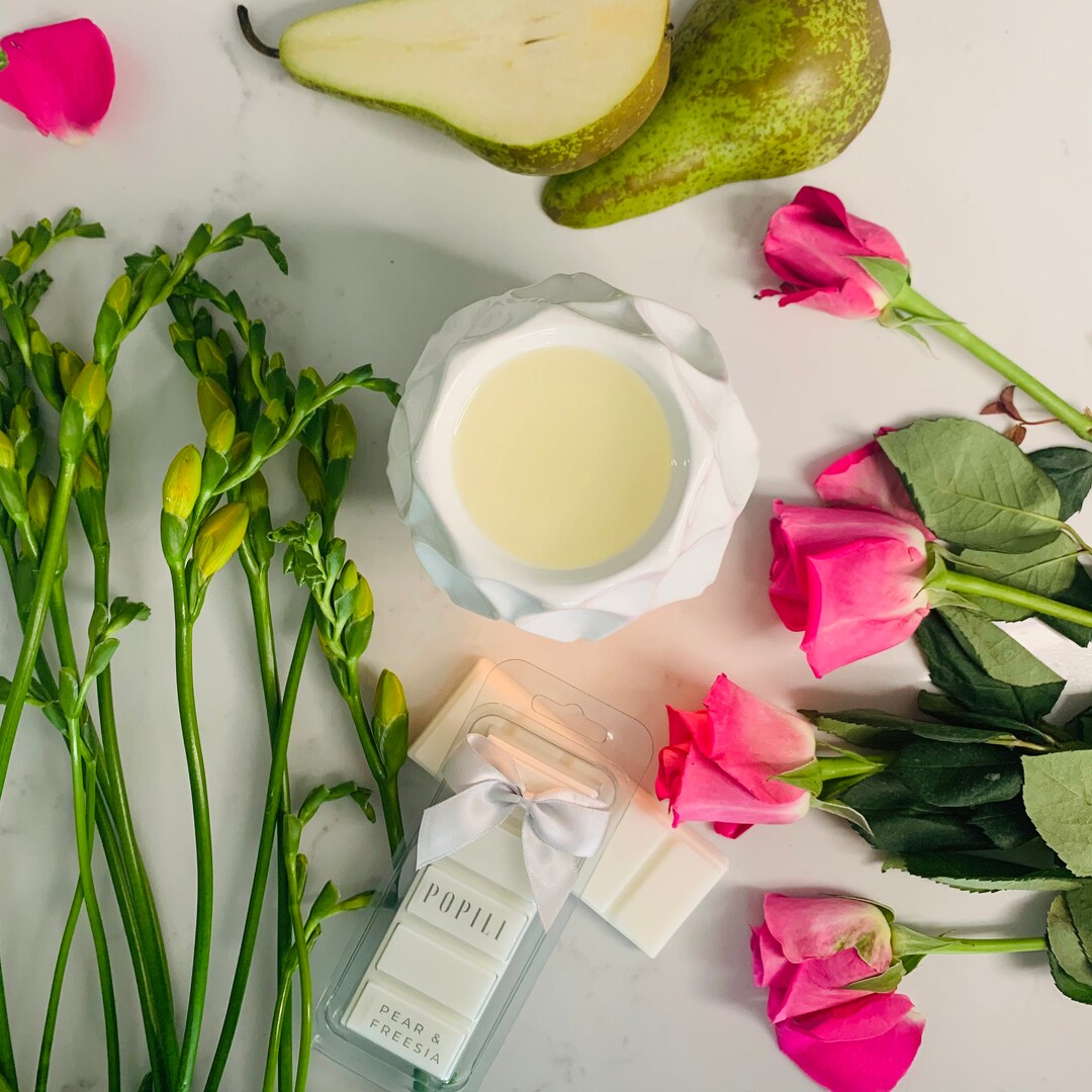 Pear & Freesia Wax Melts // Luxury, Fruity, Floral, Highly Fragranced ...