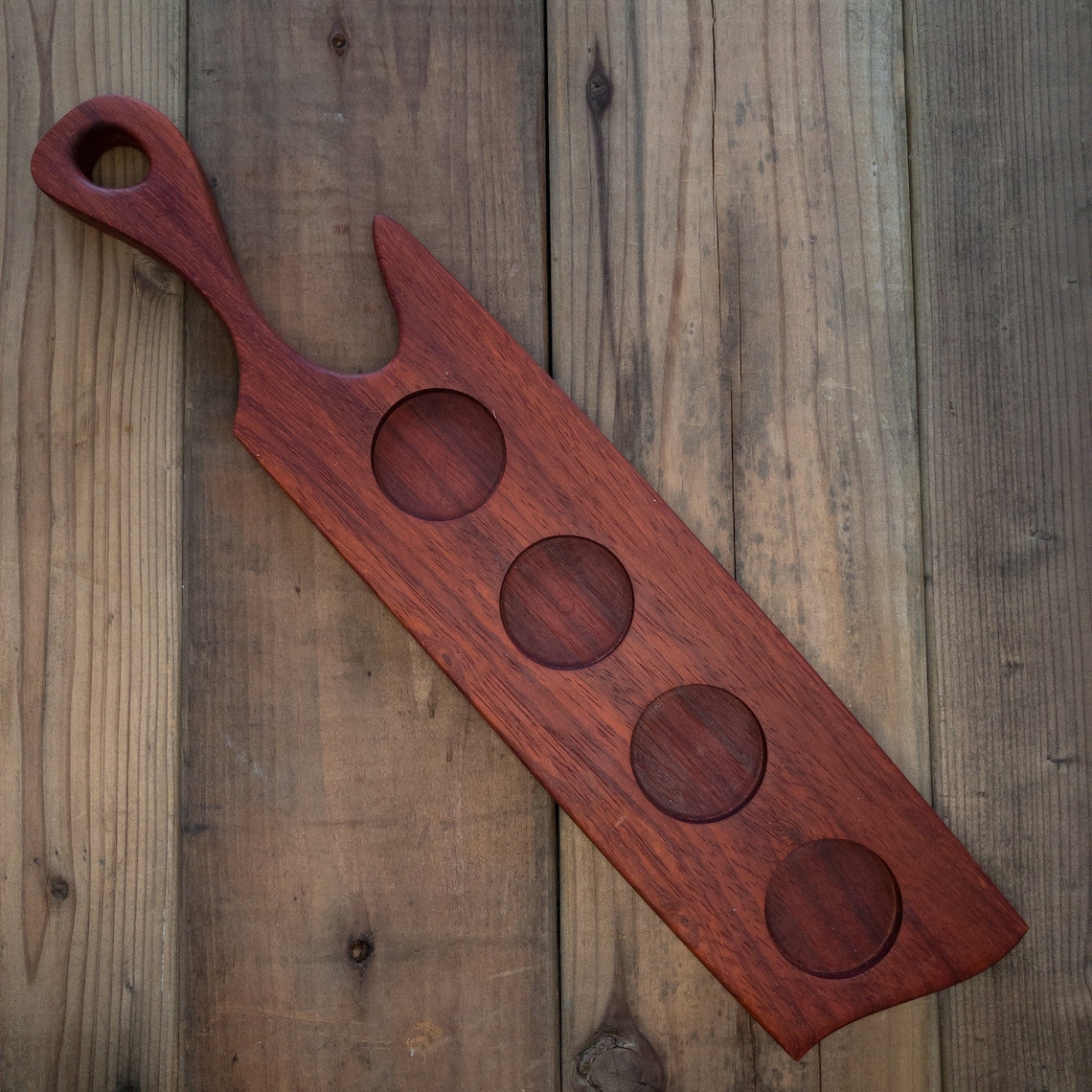 Whiskey Flight Board: Chic Tasting Tray, 4-glass Display (17x4 Inches ...