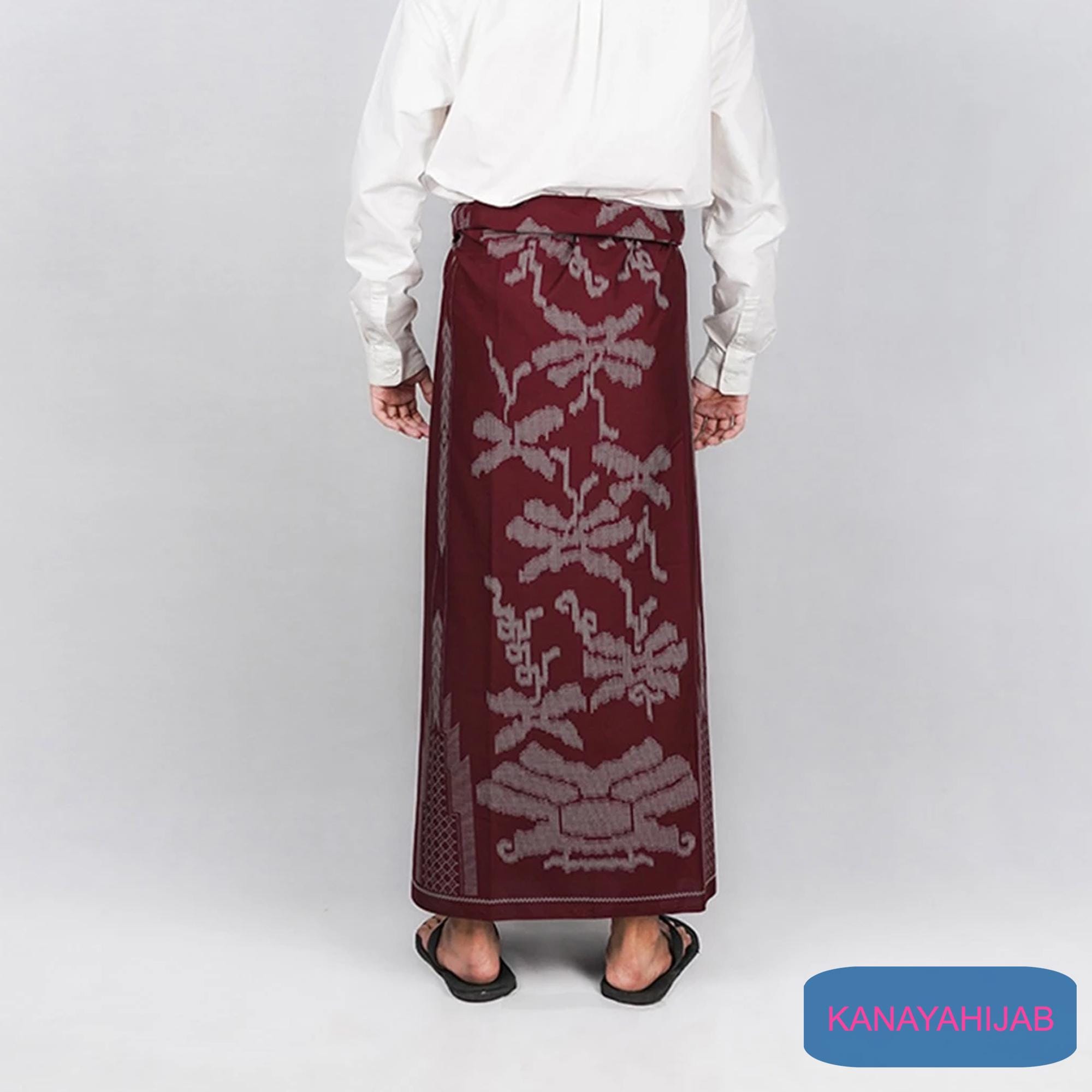 The Beauty of Sakha Batik Sarung: Cultural Heritage in Every Motif ...