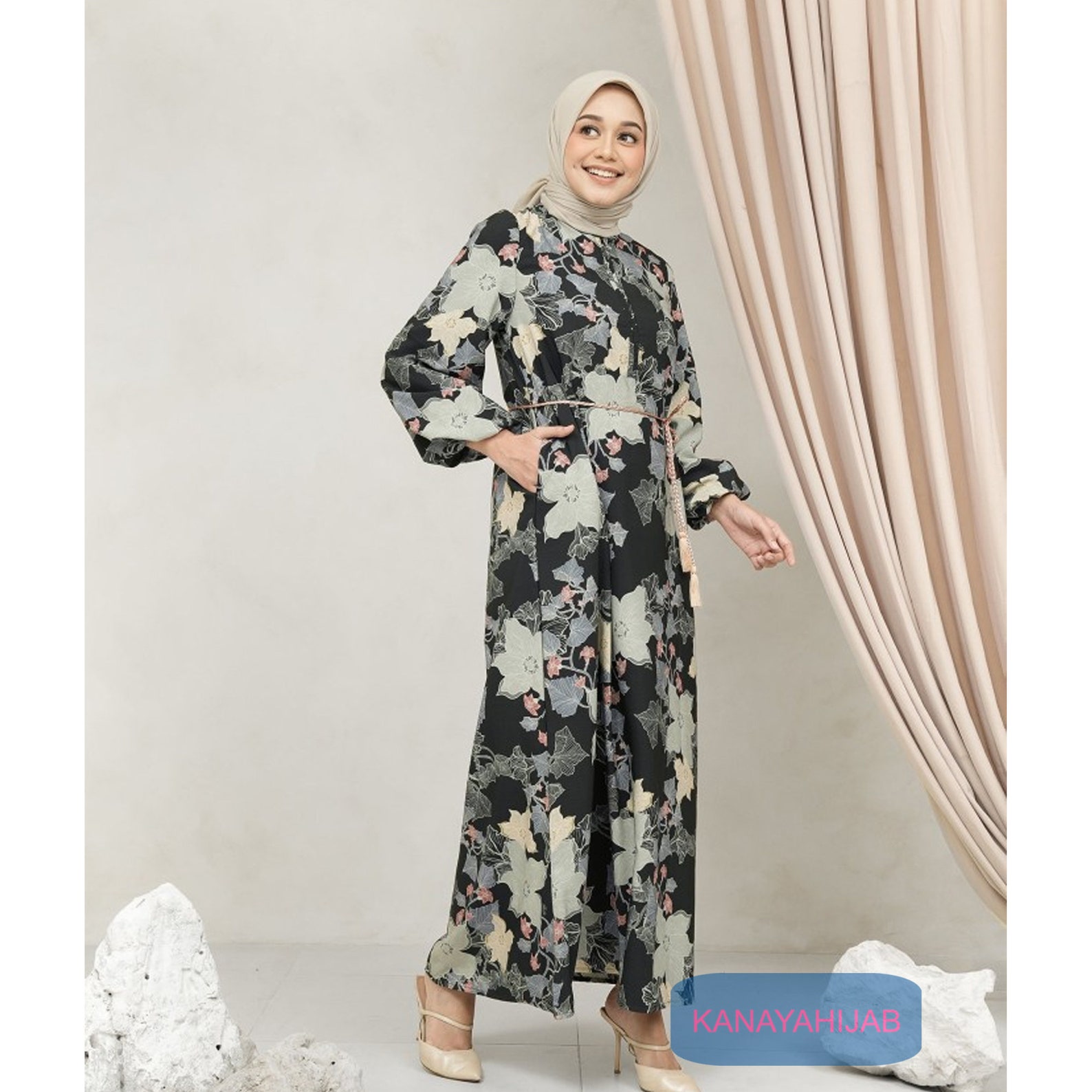 Luxury in Dress: Look Chic With Charming Color Combinations, Gamis ...