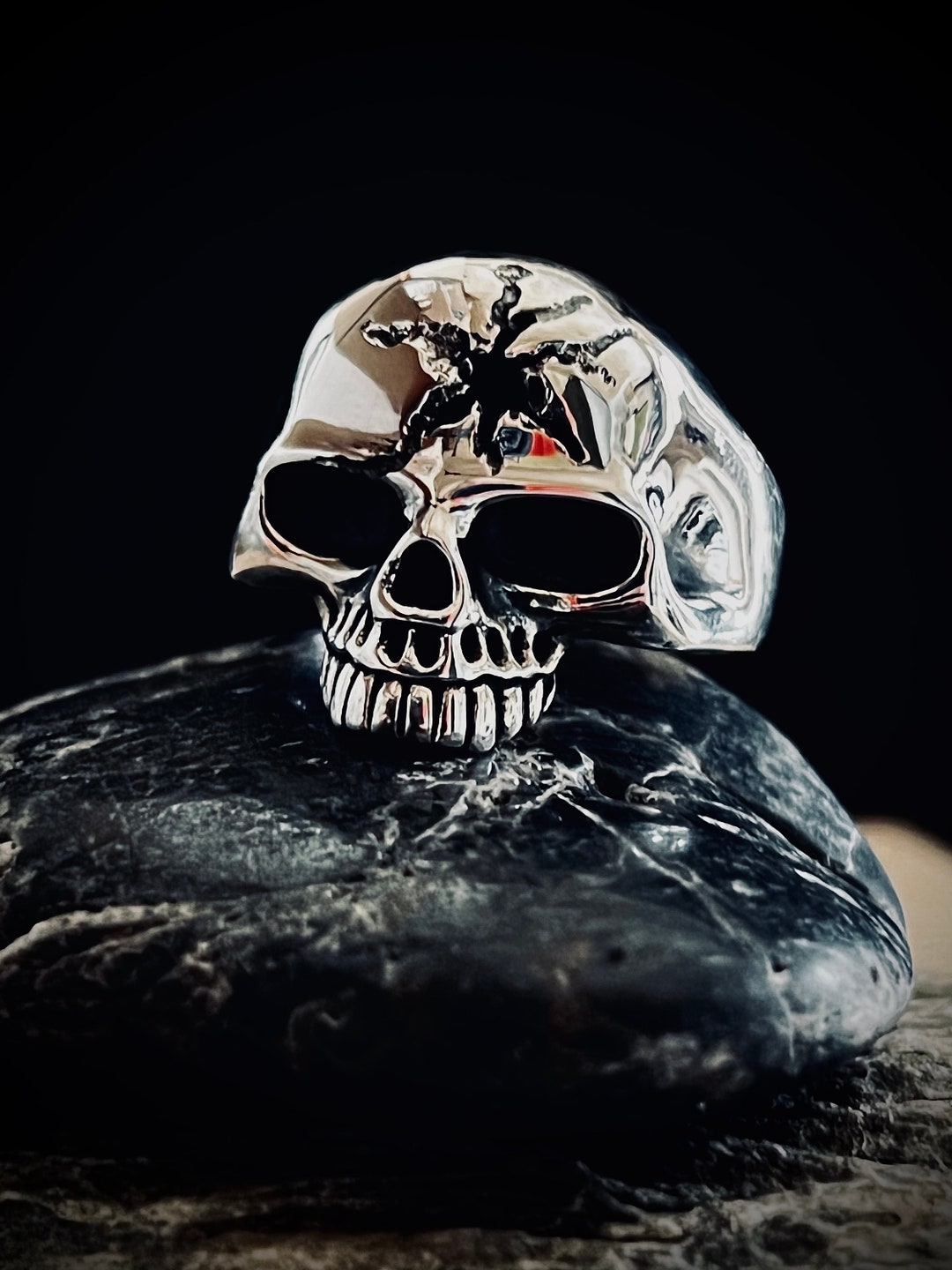 Kustom Sterling Silver Shattering Skull Ring, Handmade in the UK - Etsy