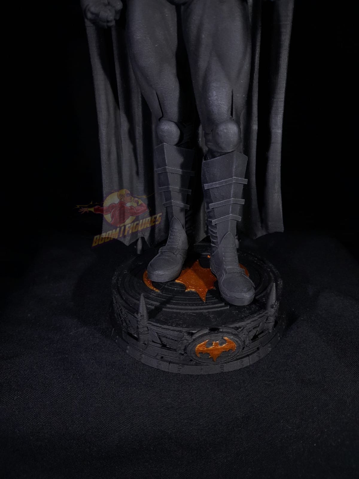 Batman 1989 Premium Collectible Figure/ High Detailed Statue/ DC Comics ...