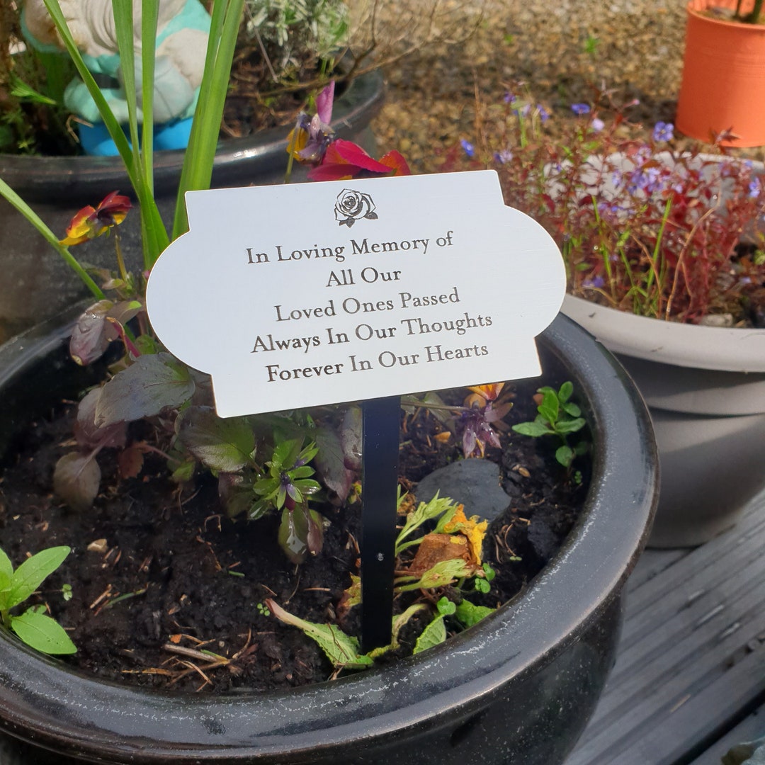 Personalised Memorial Plaque With Ground Stake, Scalloped Grave Marker ...
