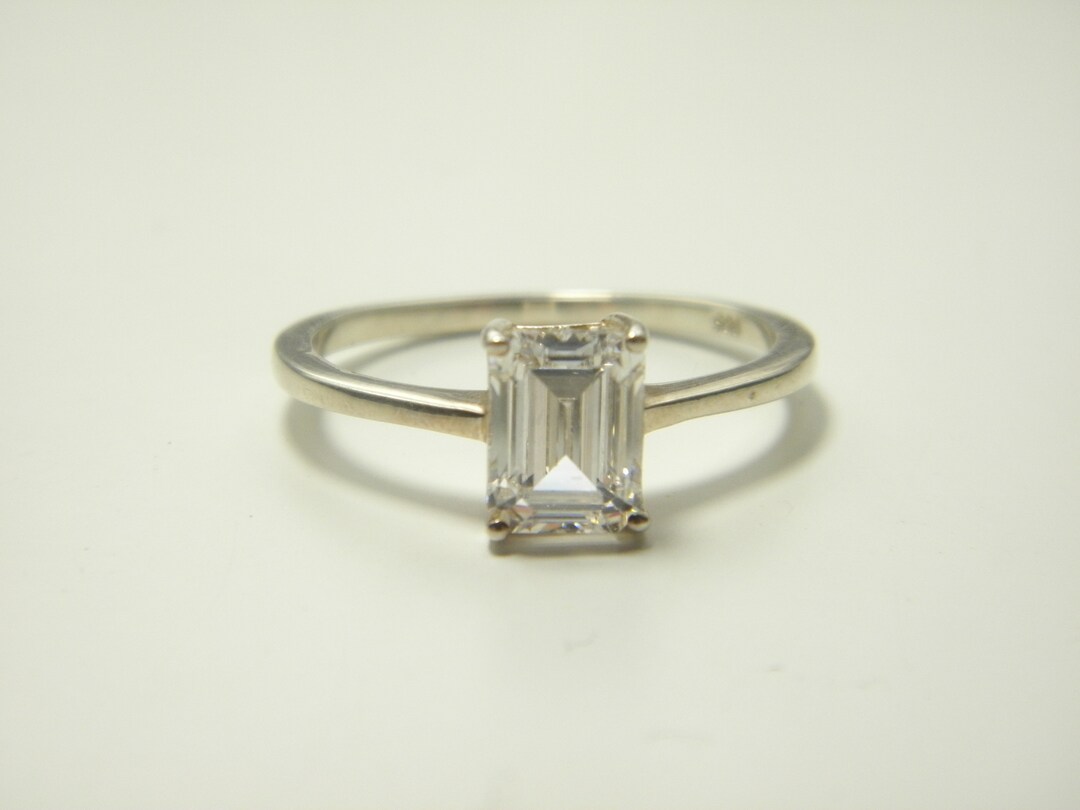 Sterling Silver White Gem Stone Solitaire Engagement/wedding Ring UK ...
