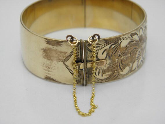 HEAVY 9ct Gold MC Floral Bangle 7 Inches Lovely Vinta… - Gem