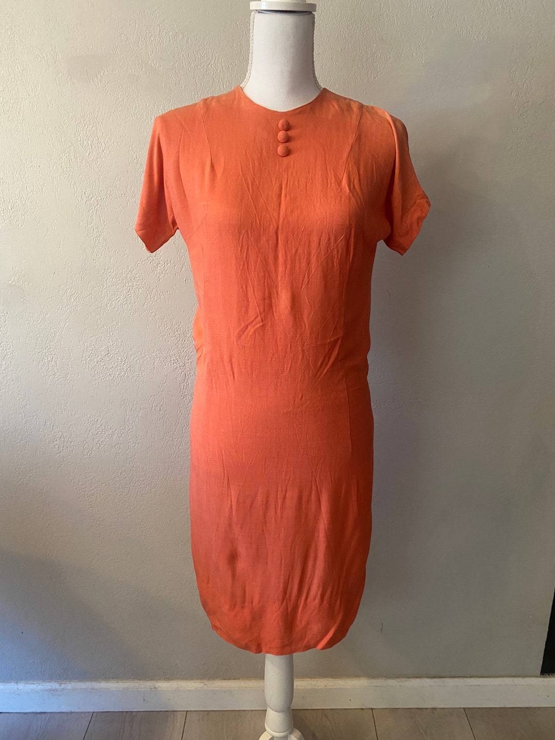 Vintage 1950's Orange Sheath Dress With Back Bow and Gathered Fabric ...