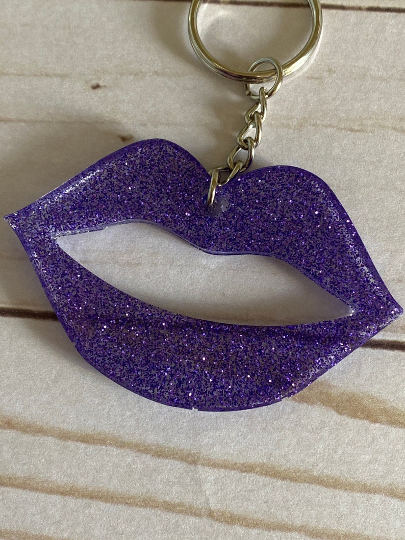 Glitter Lips Resin Keychain - Etsy