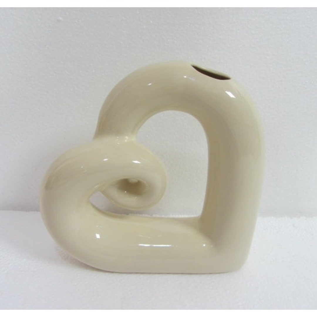 Sculptured Heart Shape Porcelain Ornament / Vase for Artificial Flowers ...