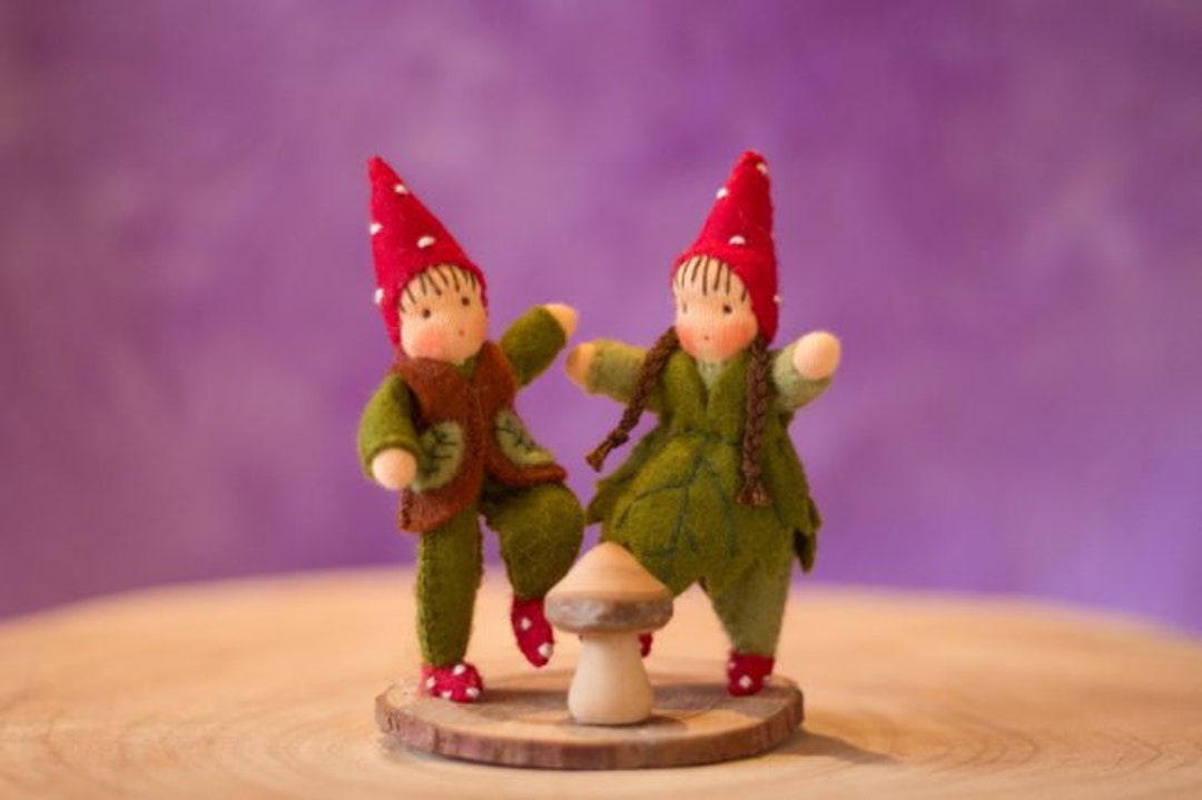Gnome Dance PDF Pattern Dutch and German - Etsy