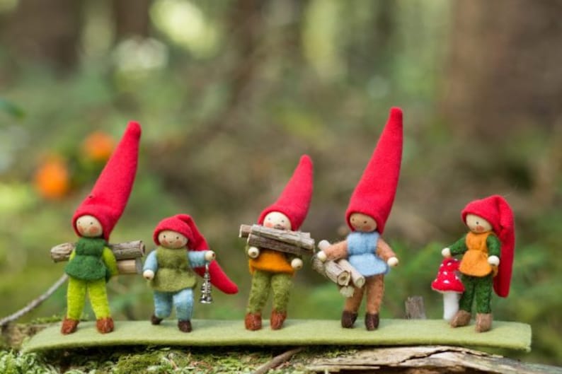 Five Mini Gnomes PDF Pattern Dutch and German - Etsy Australia