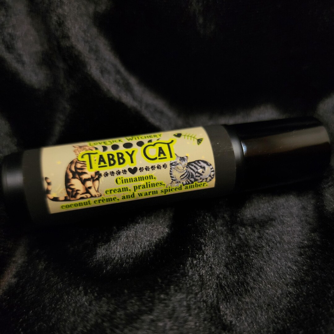 Tabby Cat Perfume - Praline, Coconut Crème, and Warm Amber - Etsy