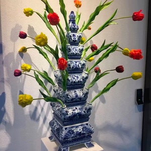 Elegance in Bloom: Five-layer Tulip Pyramid Vase - Etsy