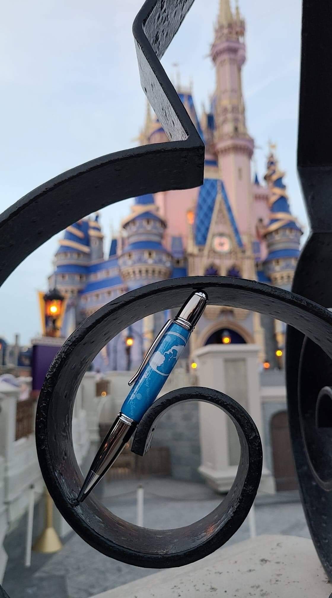 Handmade Disney-inspired DVC Blue Card Pen - Etsy