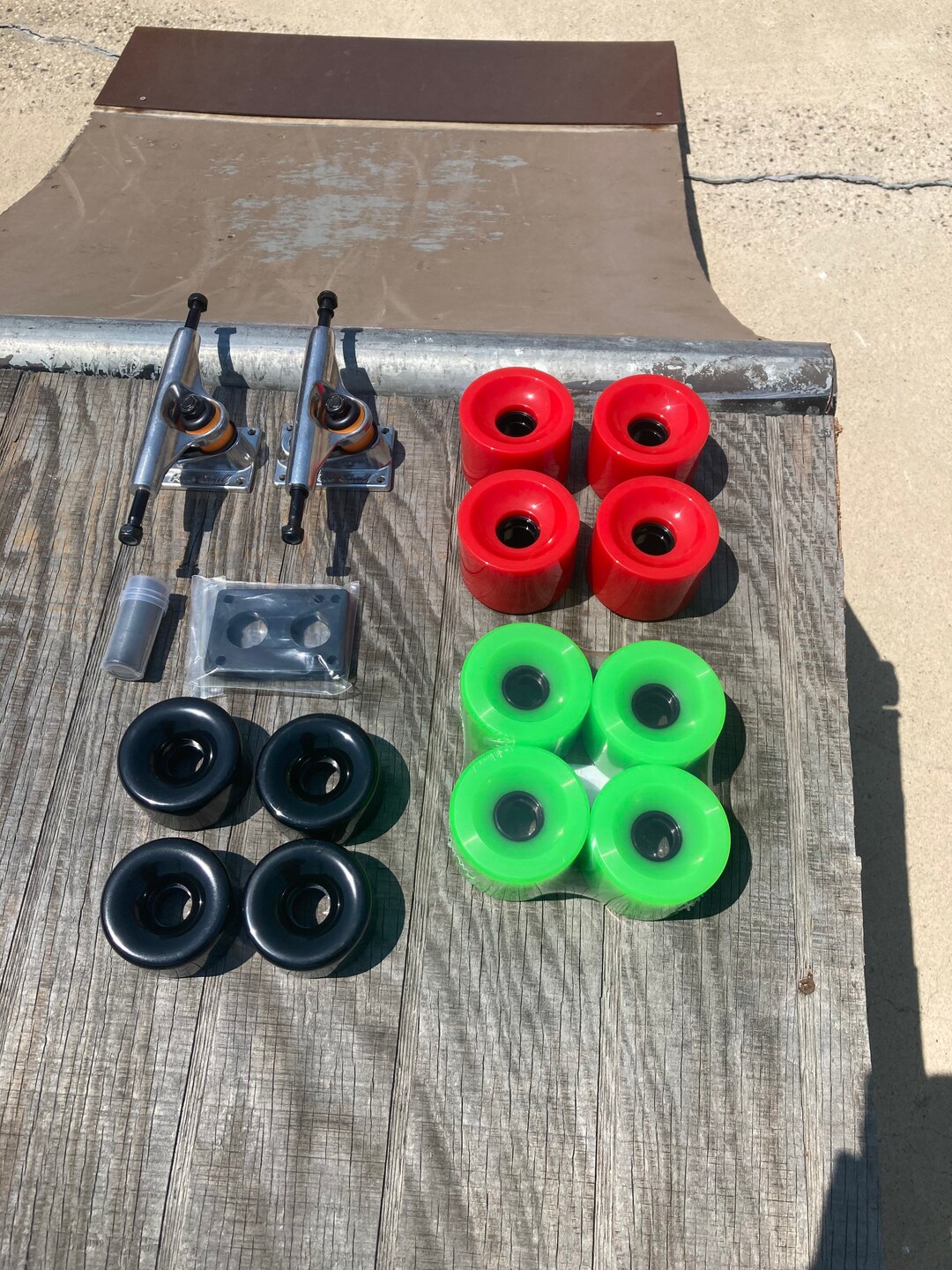 5” Trucks Wheels Bearings Risers Assembled UV Light for Globoard ...