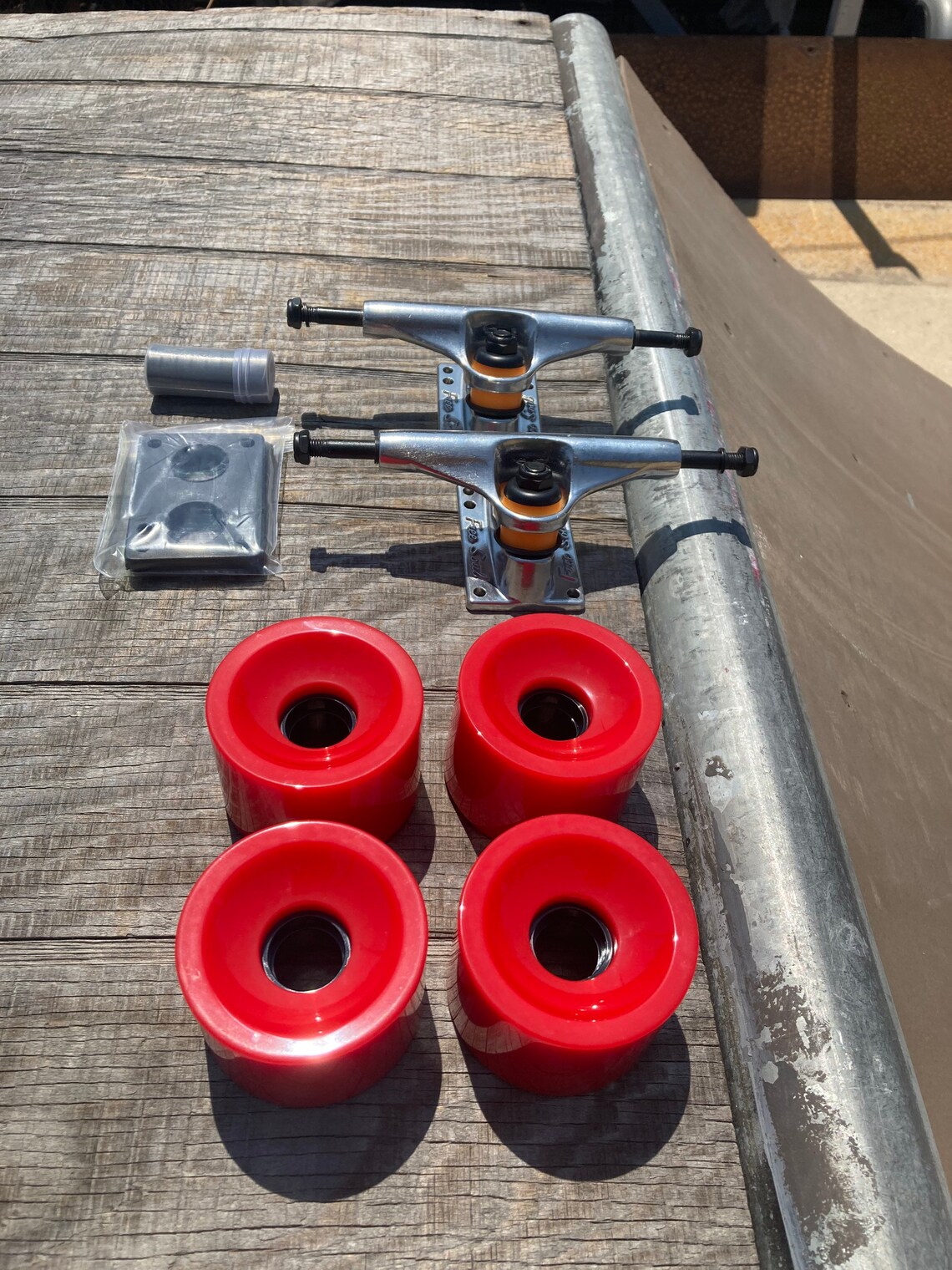 5” Trucks Wheels Bearings Risers Assembled UV Light for Globoard ...