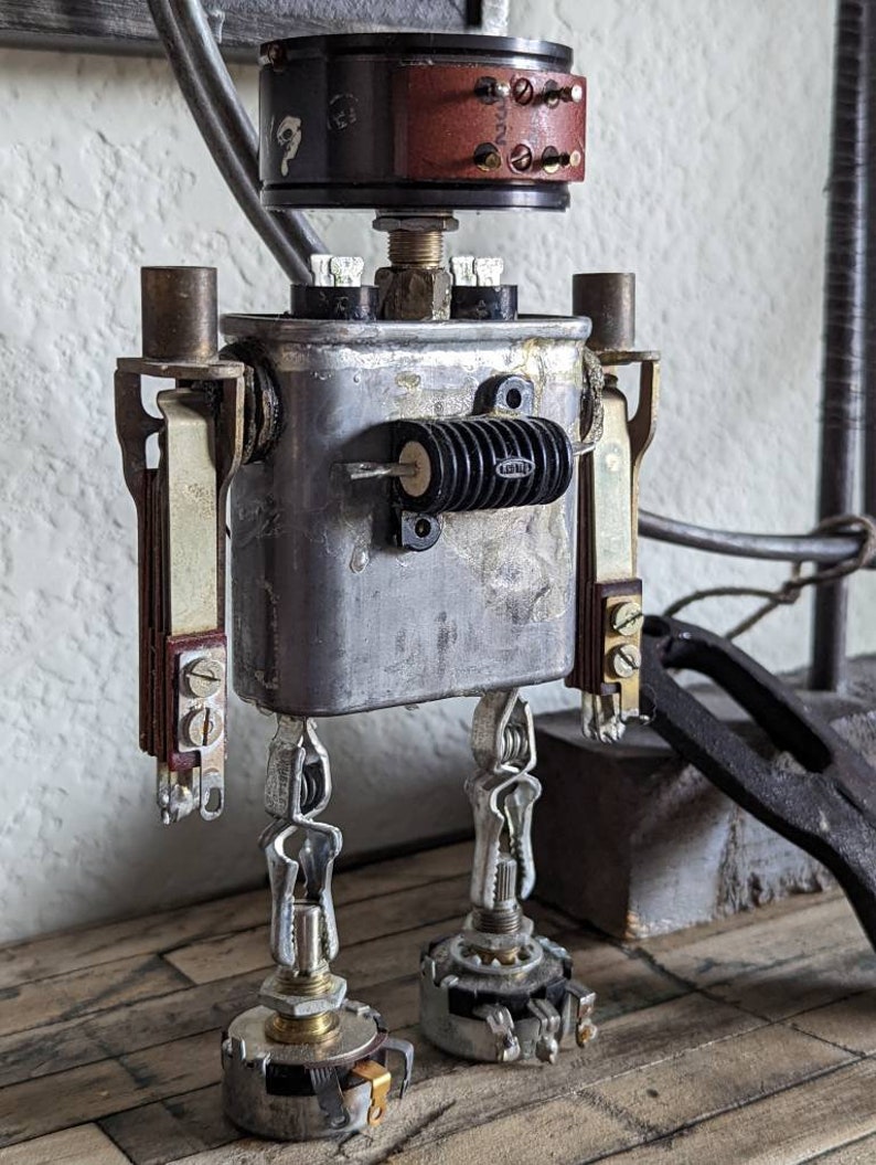 Handmade Recycled Robot - Etsy
