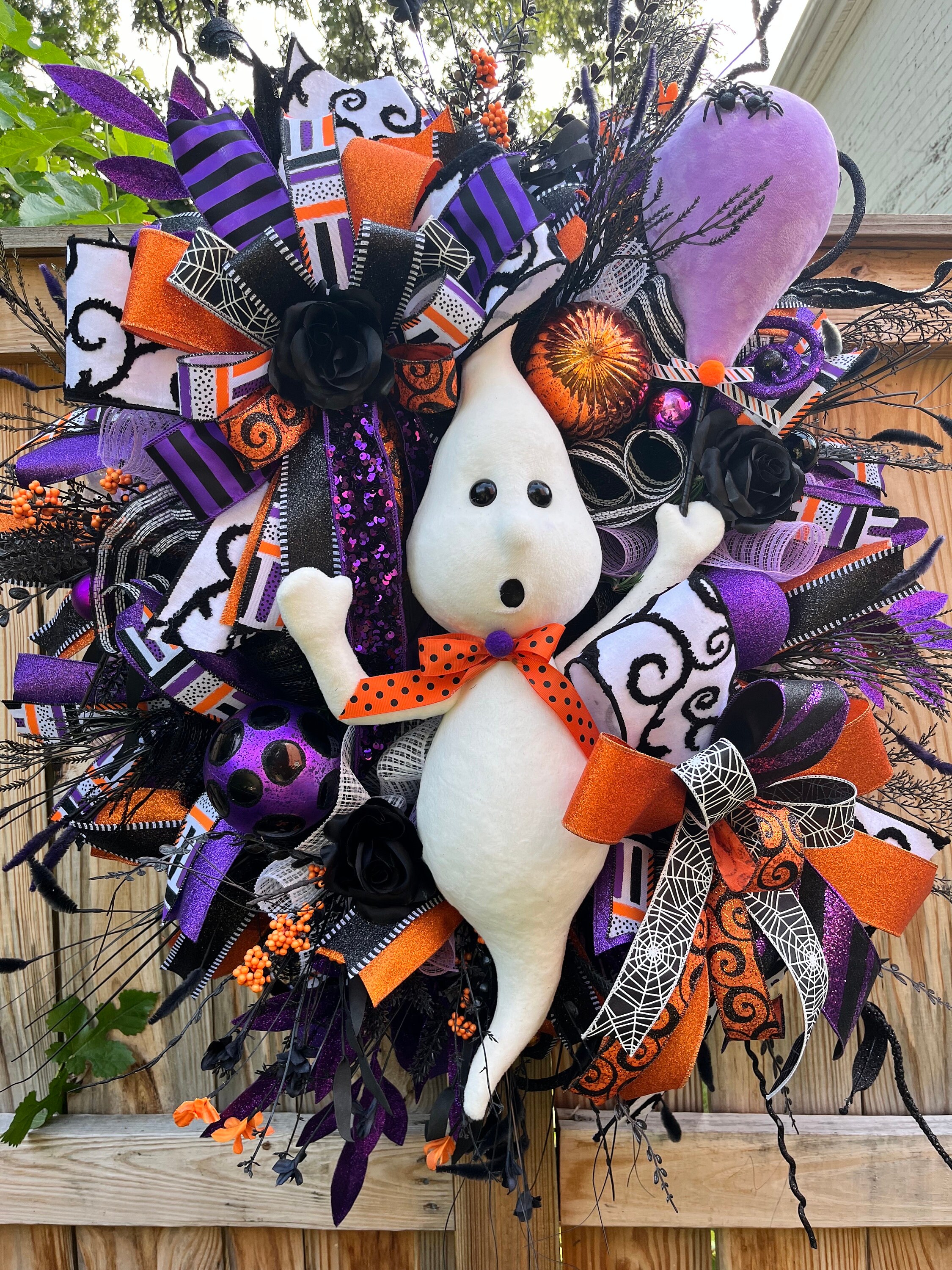 Halloween Ghost Wreath, Haunted House Decor, Ghosts, Witches, Scary ...