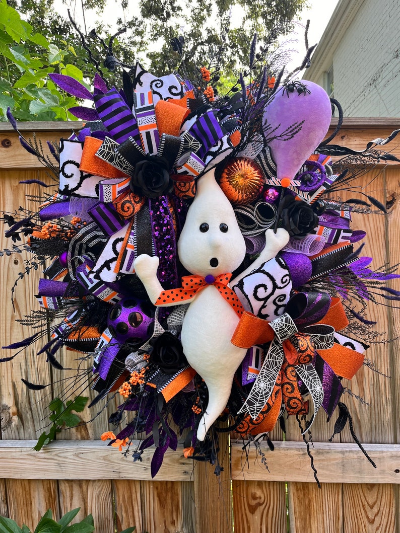 Halloween Ghost Wreath, Haunted House Decor, Ghosts, Witches, Scary ...