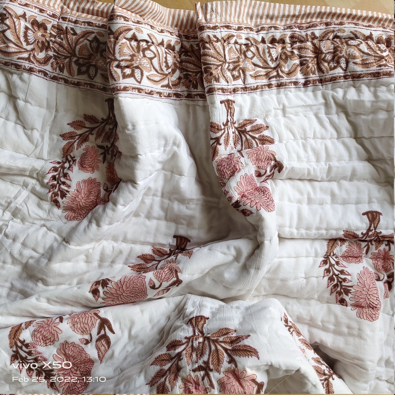 Beautiful Floral Pot Design Jaipuri Block Print Quilt Print Reversible ...