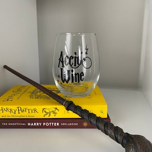 Harry potter wine glass - Etsy