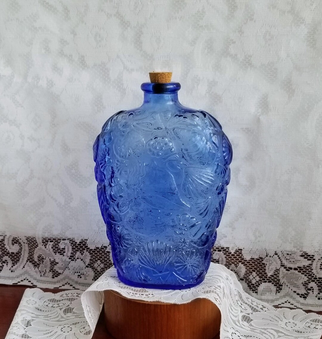 Vintage Cobalt Blue 3D Sea Shell Flask Shaped Gorgeous Bottle 9 Inches ...