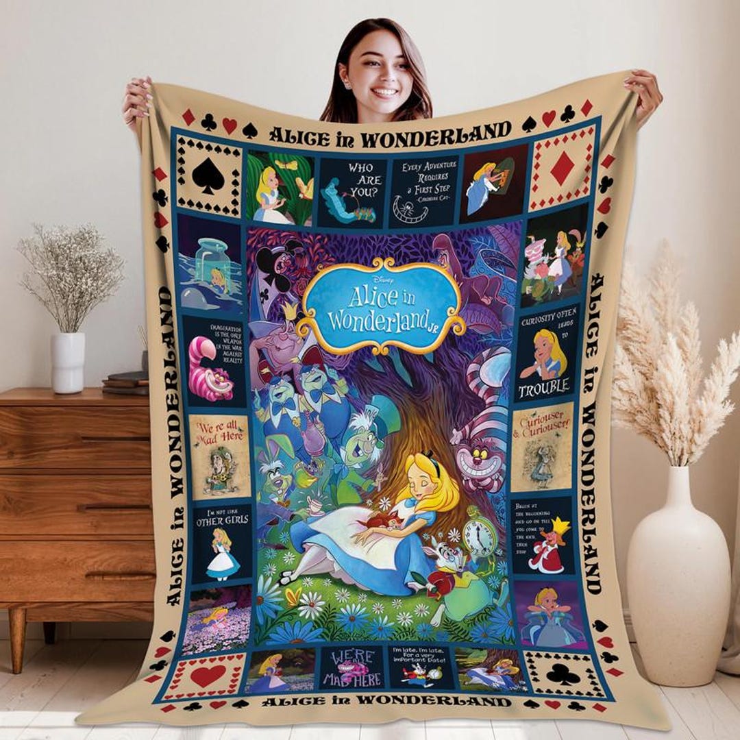 Disneyland Alice in Wonderland Fleece Blanket Alice Cheshire Cat ...