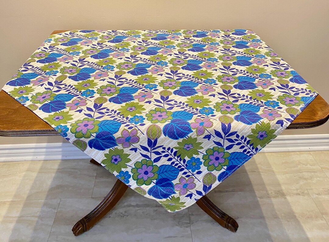1970s Flower Power Tablecloth - Etsy