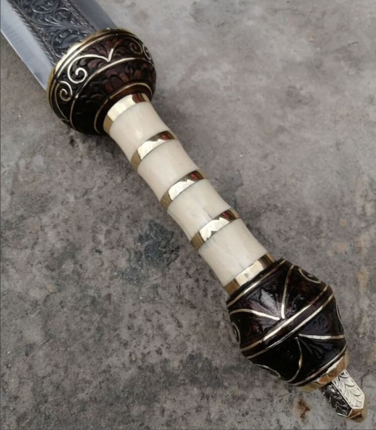 Handmade Engraved Chisel Hand Engraved Roman Gladius Forged - Etsy