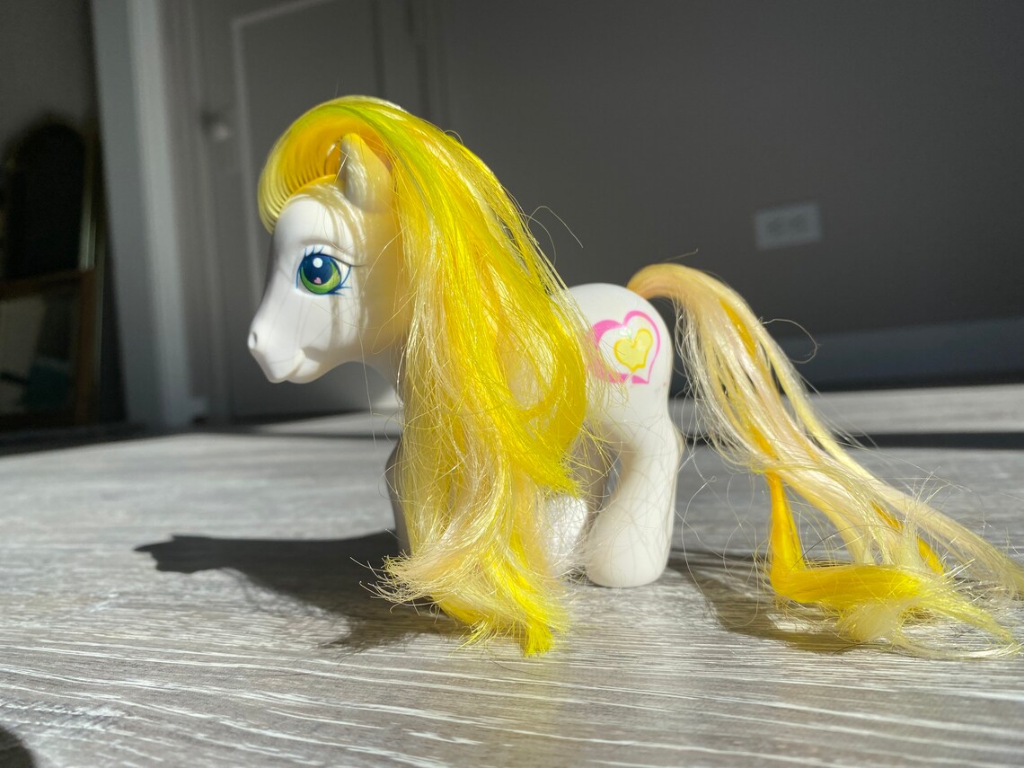 My little pony golden delicious MLP white Hasbro 2sold | Etsy