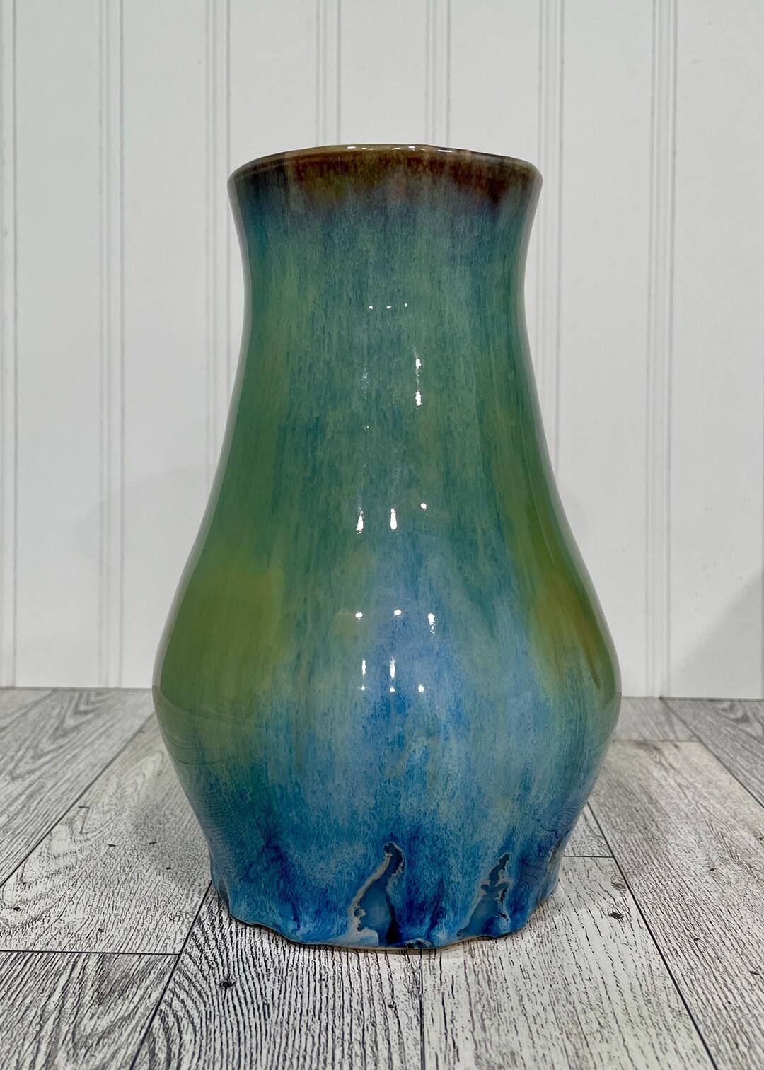 Absolutely Stunning Blue and Green Drippy Vase - Etsy