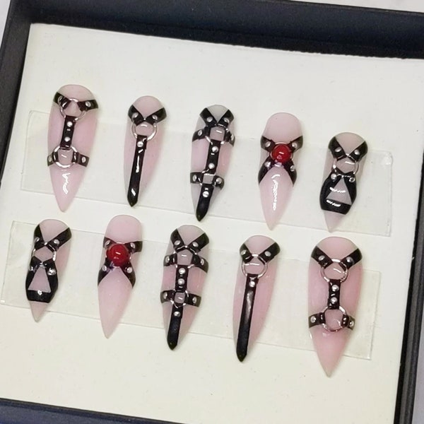 Kinky Nails - Etsy