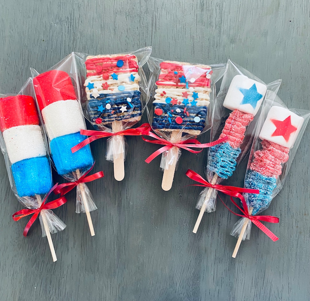 4th of July Patriotic Candy Kabobs, Rice Crispy Treat Pops, Firecracker ...
