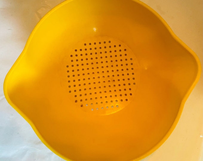 Vintage Tupperware Colander Strainer - Etsy