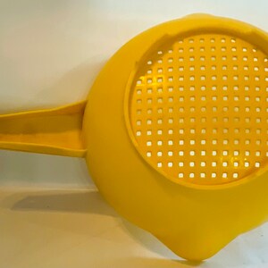 Vintage Tupperware Colander Strainer - Etsy