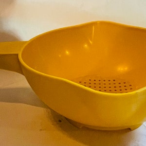 Vintage Tupperware Colander Strainer - Etsy