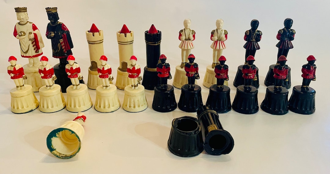 Vintage Arrco Saxon Renaissance Chess Pieces - Etsy