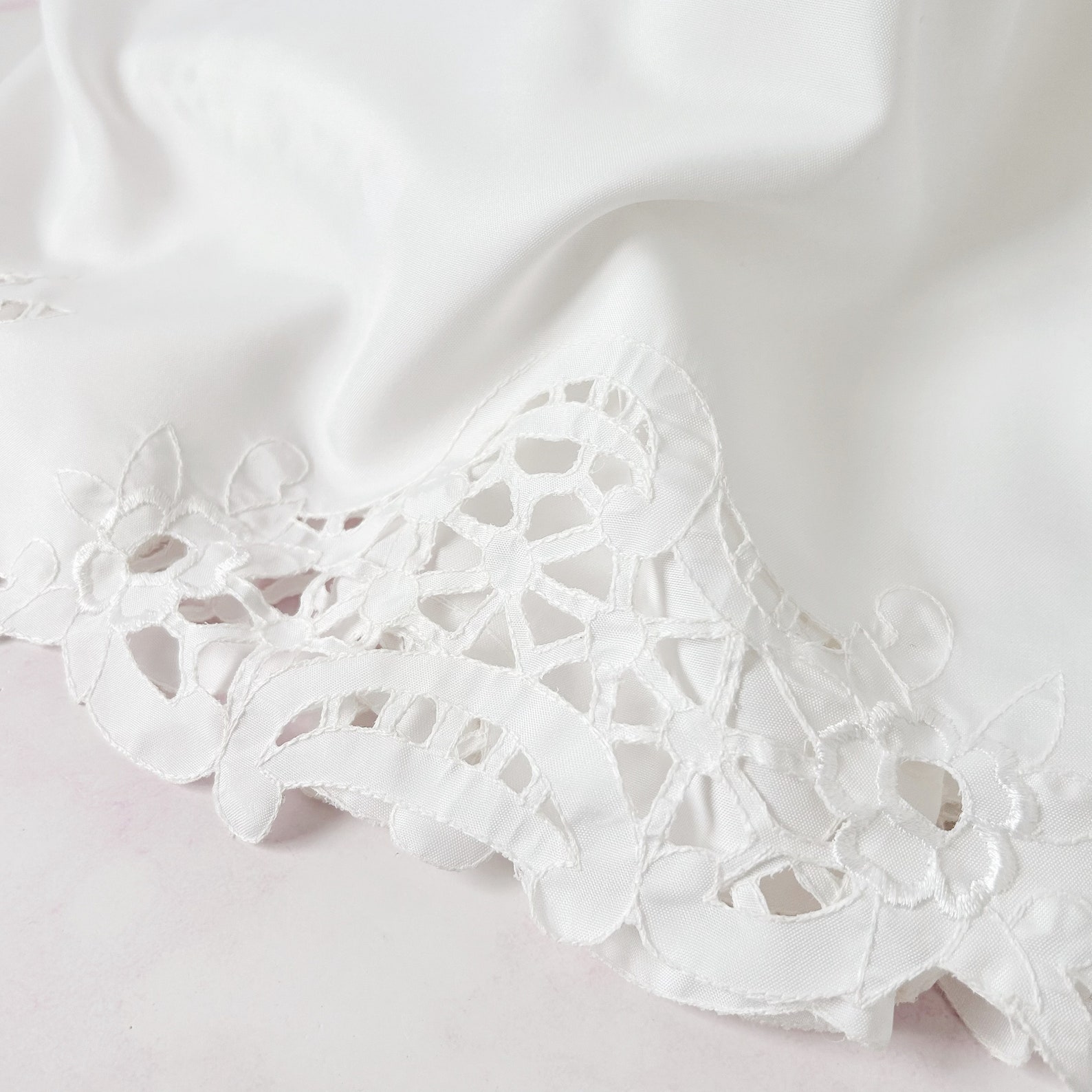 Cut Lace Cafe Curtains Crisp White Country Farmhouse Kitchen Curtains ...