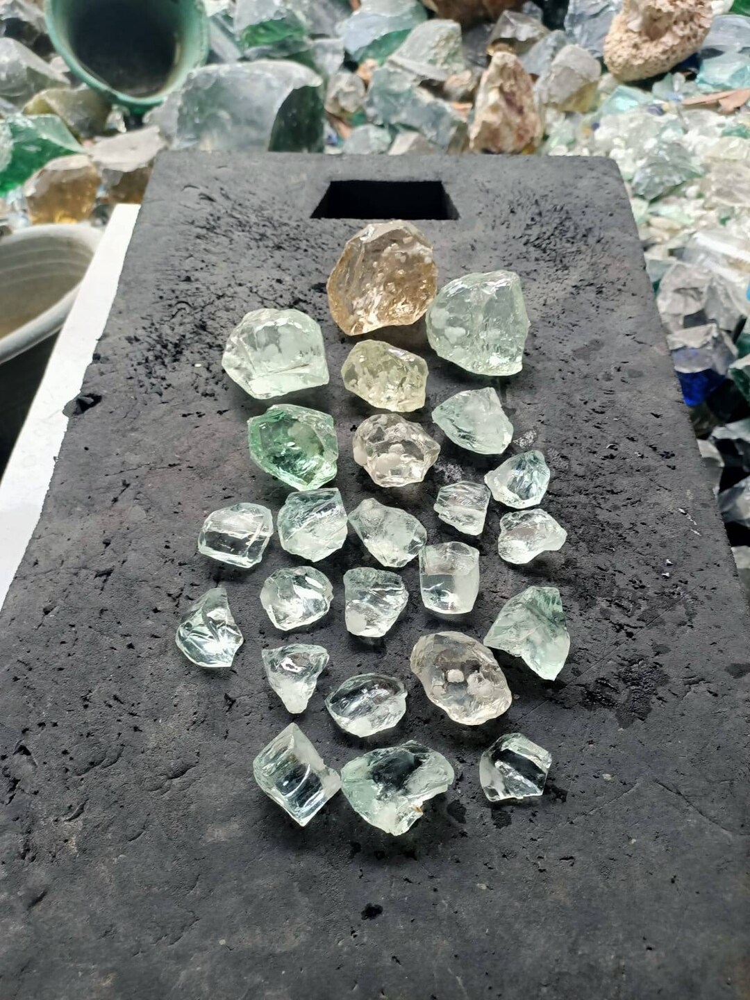 950gr(179b)24pcs "rare Snow and Flakes Collection" of Andara Crystals ...