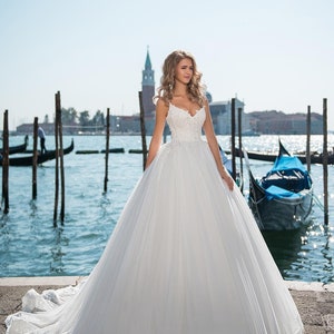 Ball Gown Dress With Long Train,cathedral Wedding Dress,corset Bridal ...