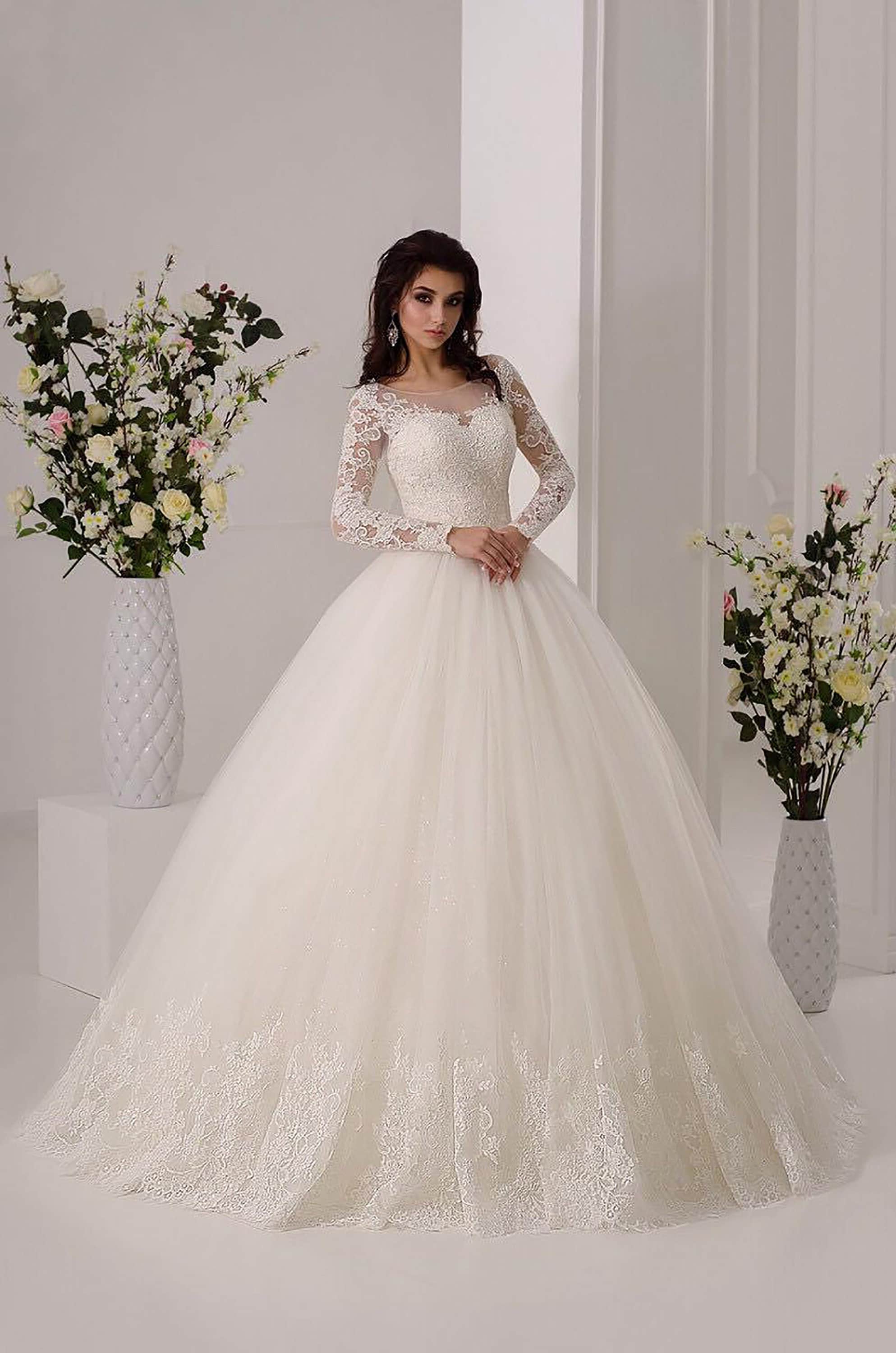 Modest Ball Gown Wedding Dresses