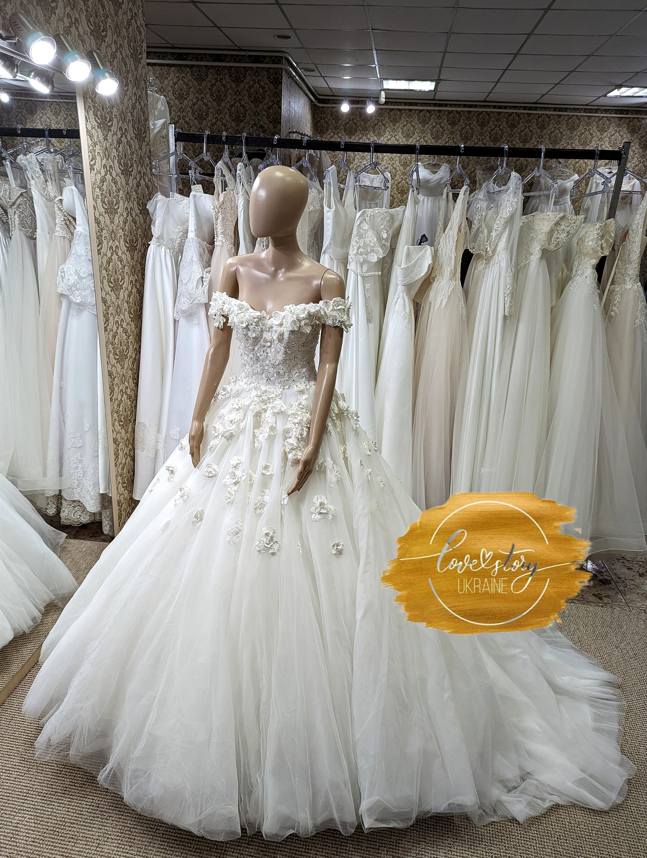 Luxury Wedding Dress,closed Back Wedding Dress,ball Gown Wedding Dress ...