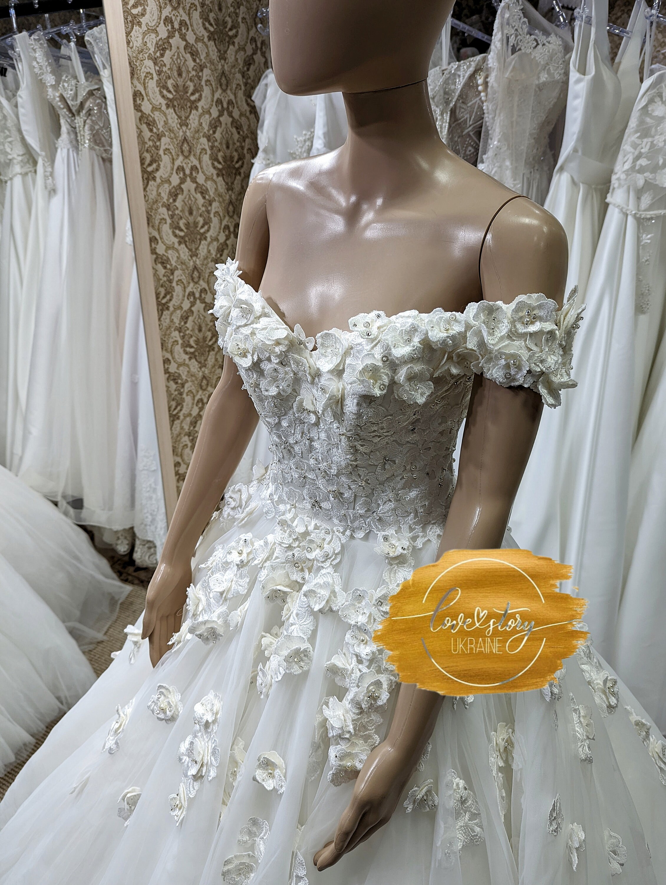 Luxury Wedding Dress,closed Back Wedding Dress,ball Gown Wedding Dress ...