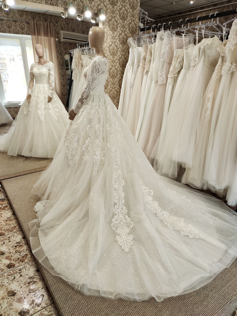 Wedding Dress With Long Train and Lace up Back Ball - Etsy