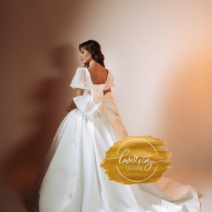 Bishop Sleeve Wedding Dress Aline Wedding Dress Short Sleeve Bridal ...