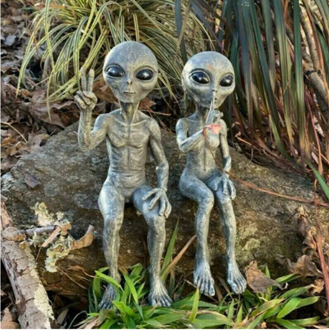 Alien Garden Resin Statue Art Outer Space Extraterrestrial | Etsy