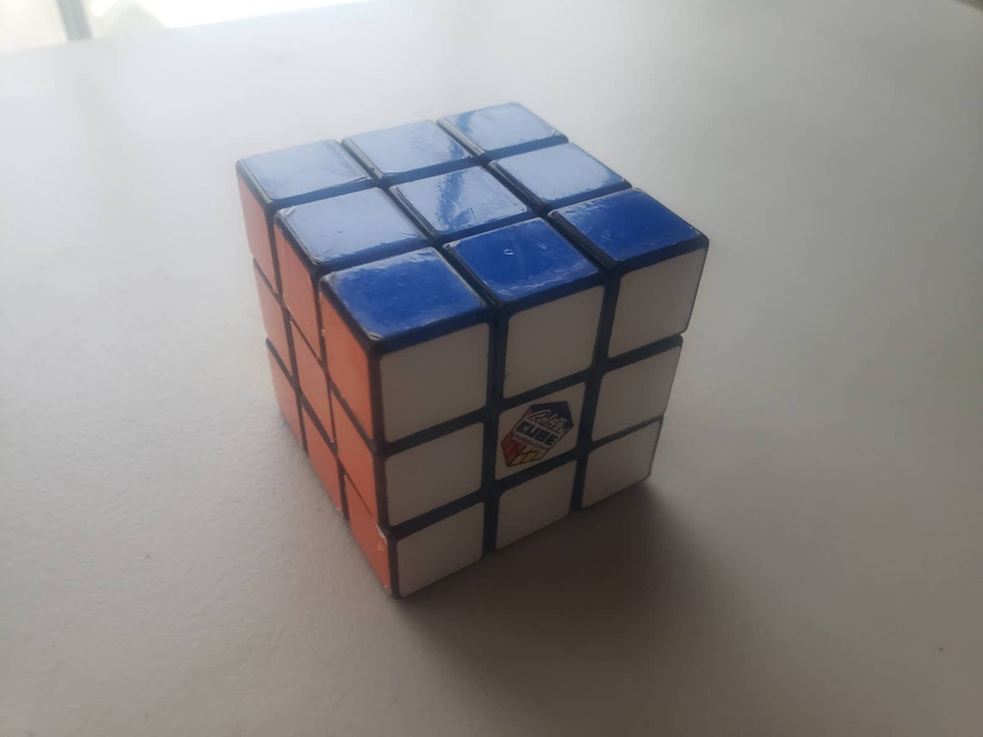 Rubik's Cube the Original 3x3 Rubiks Cube Toy Puzzle Spin - Etsy