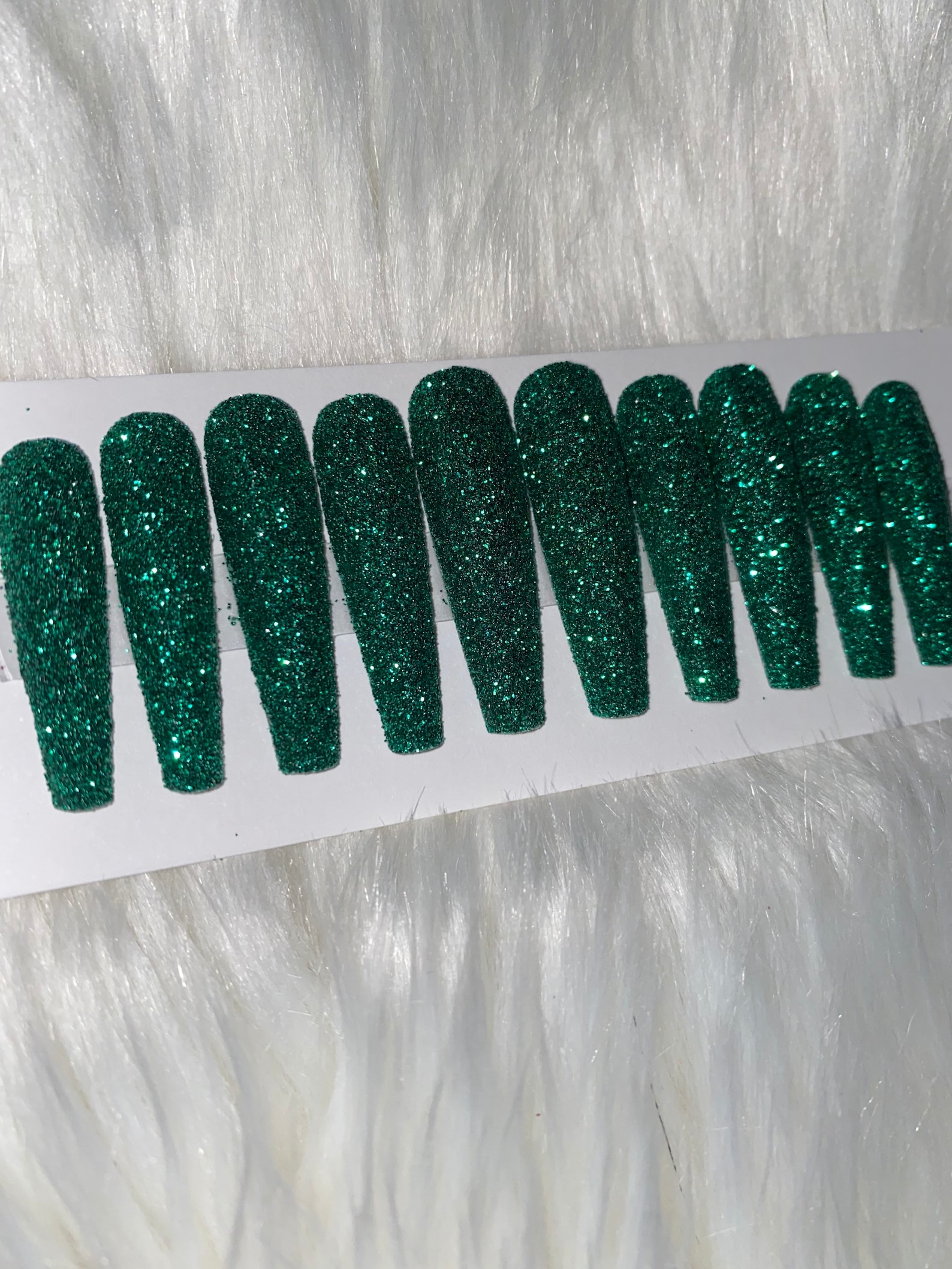 Emerald Green Press on Nails - Etsy
