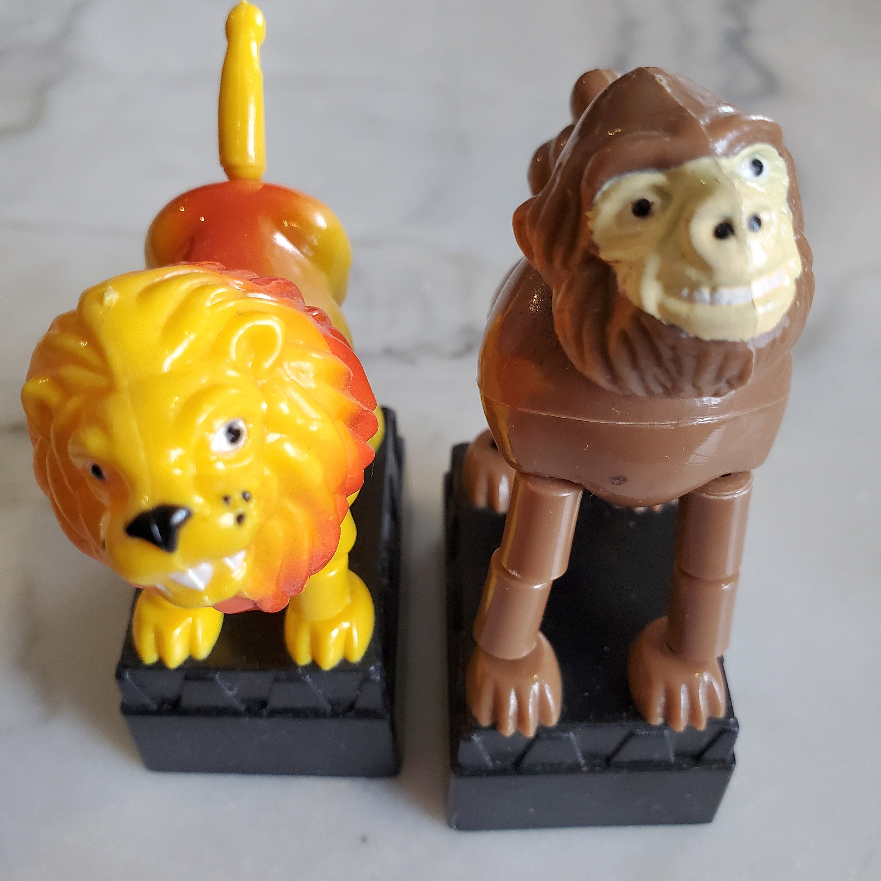 Choice of Zoo Animal Push Puppet Toy, Collapsible Thumb Animal Puppet ...