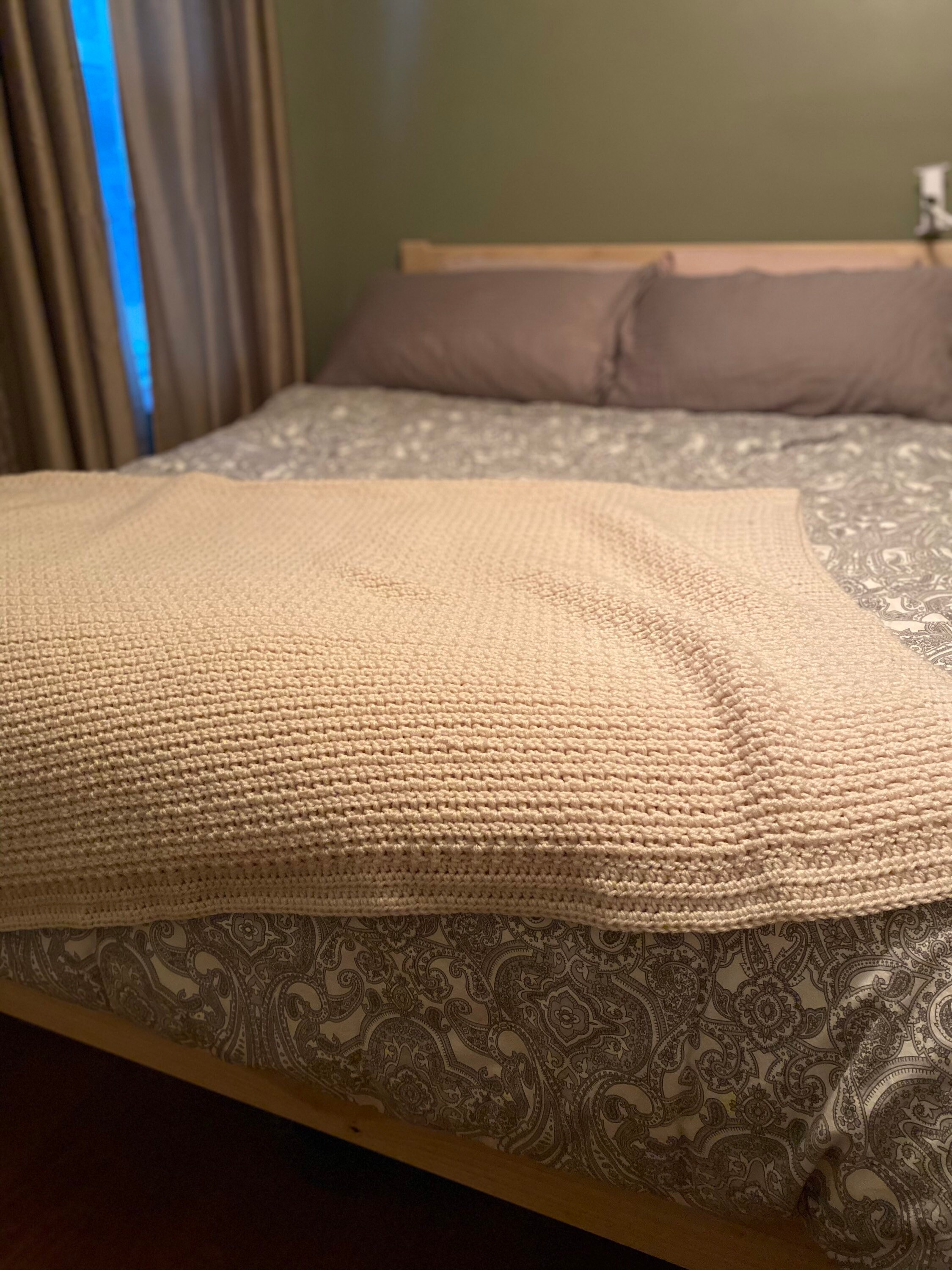 Queen Size Afghan * VERY RARE FIND * Huge Crochet Afghan * Custom * - Etsy