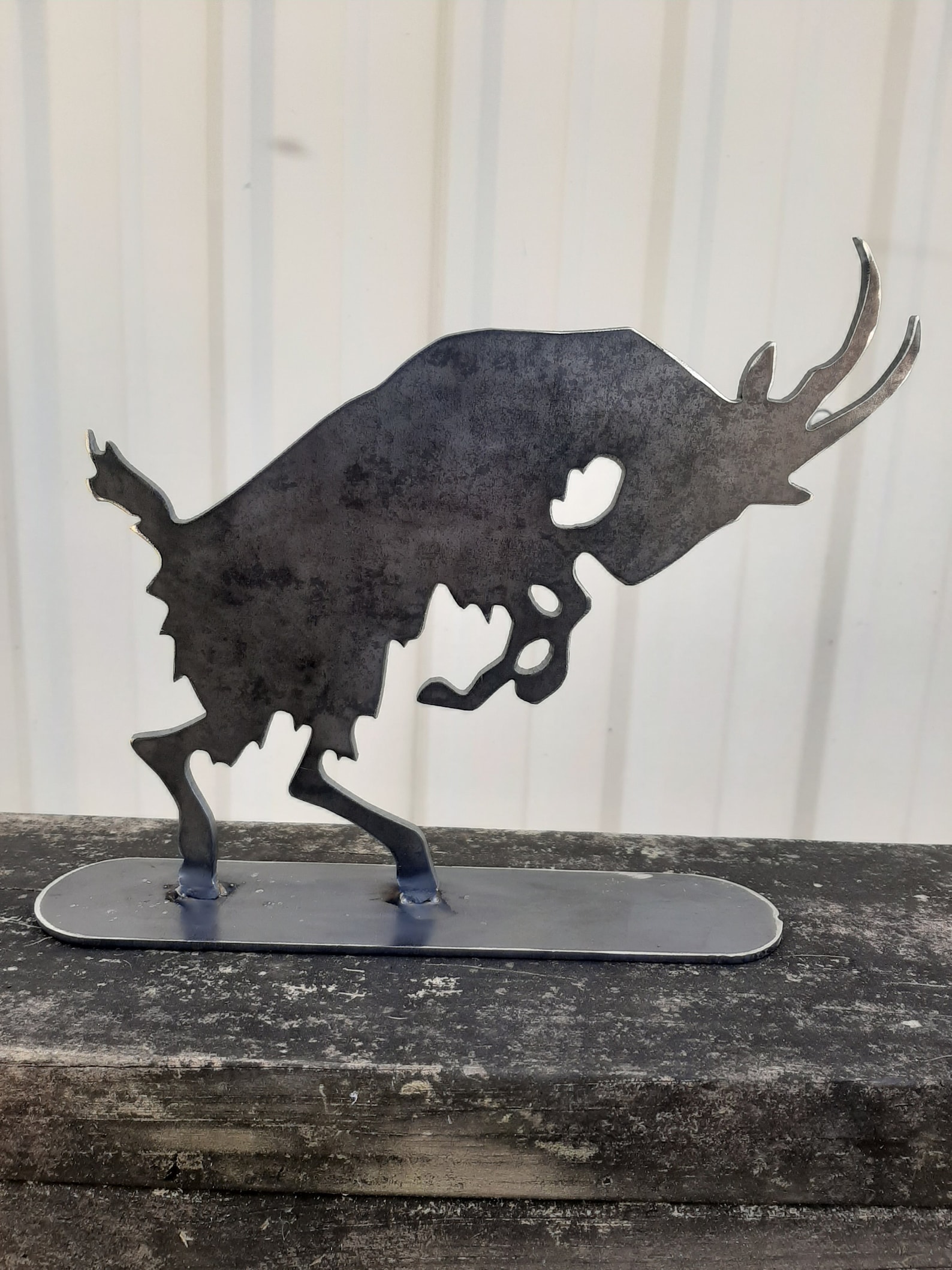 Arte de metal de cabra en la base - Etsy España